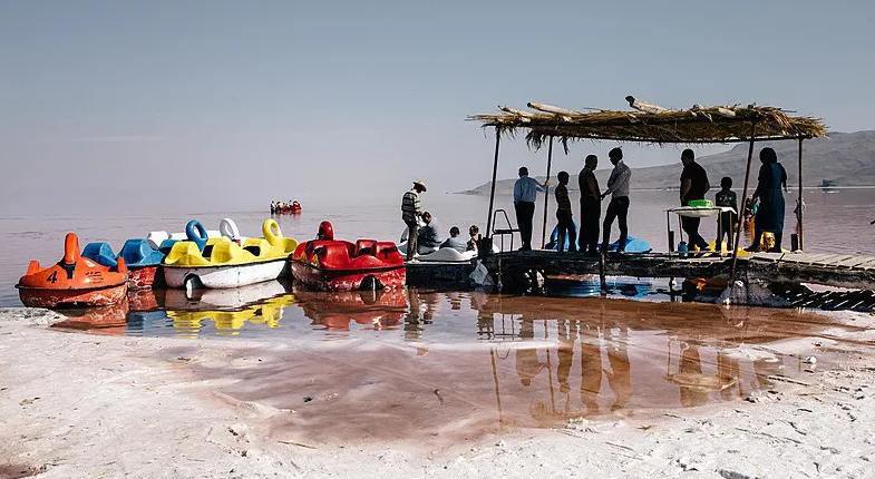 The effects of Iran’s clerical rule on lake Urmia – IFMAT
